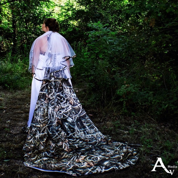 Realtree | Dresses | Realtree Max 4 Camo Wedding Dress Size 8 | Poshmark